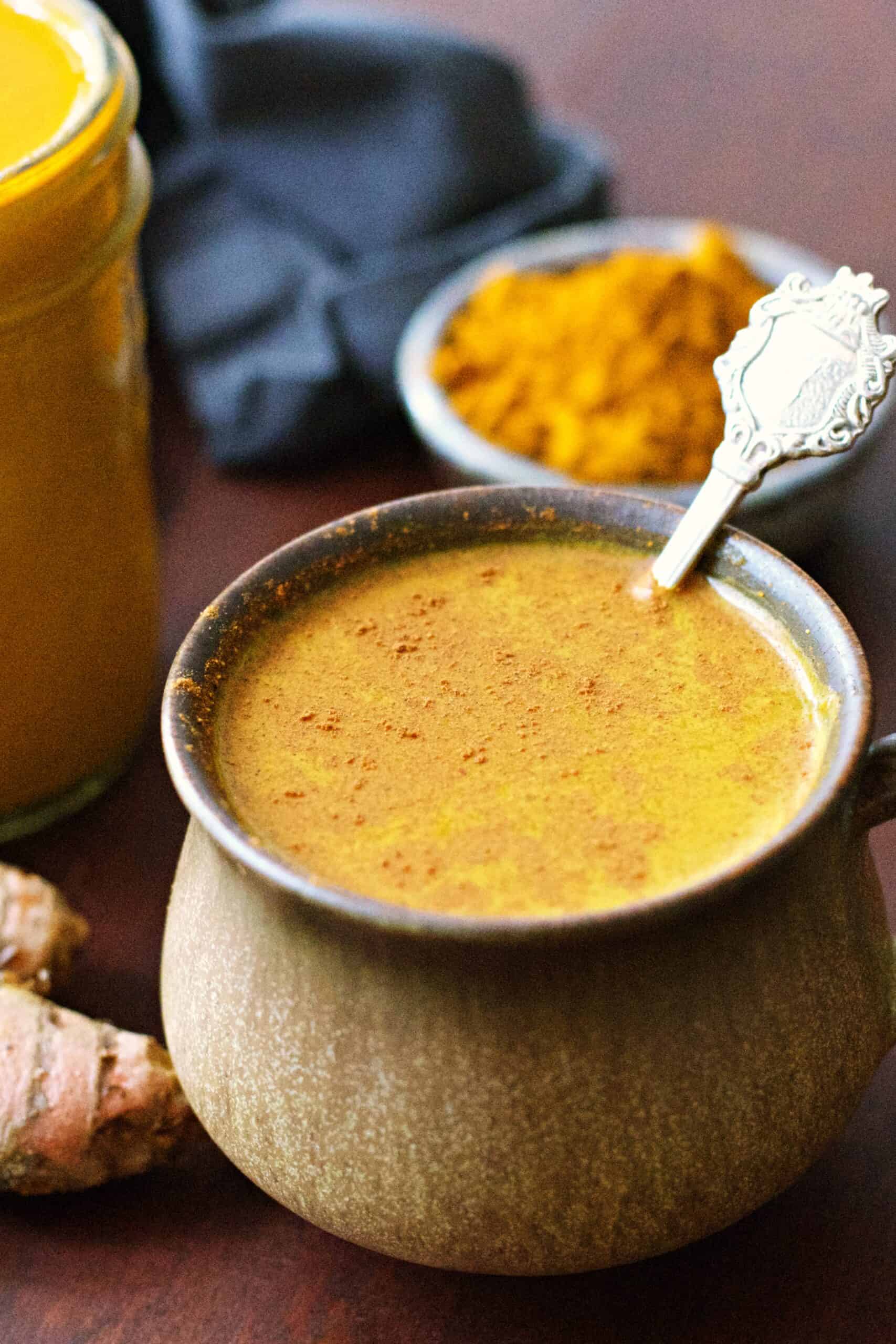 Turmeric Paste - elkeliving.com