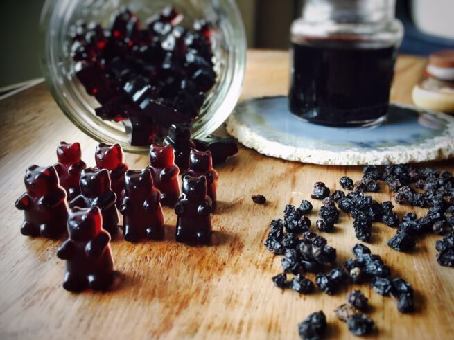Cold and Flu Busting Gummies -with elderberry- elkeliving.com