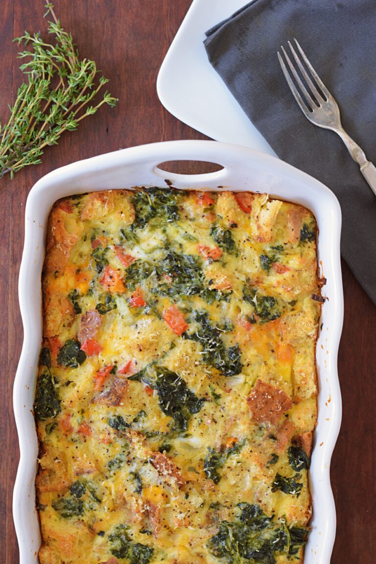 Breakfast Strata | Vegetarian | elkeliving.com