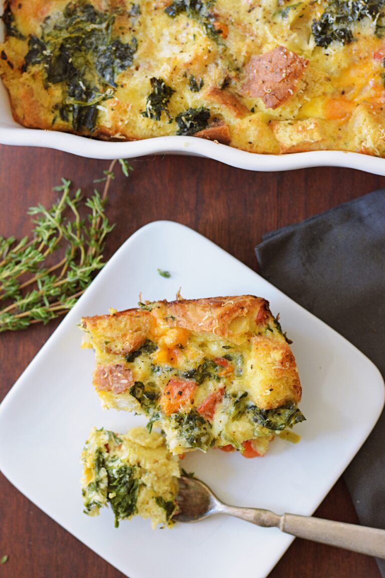 Breakfast Strata | Vegetarian | elkeliving.com