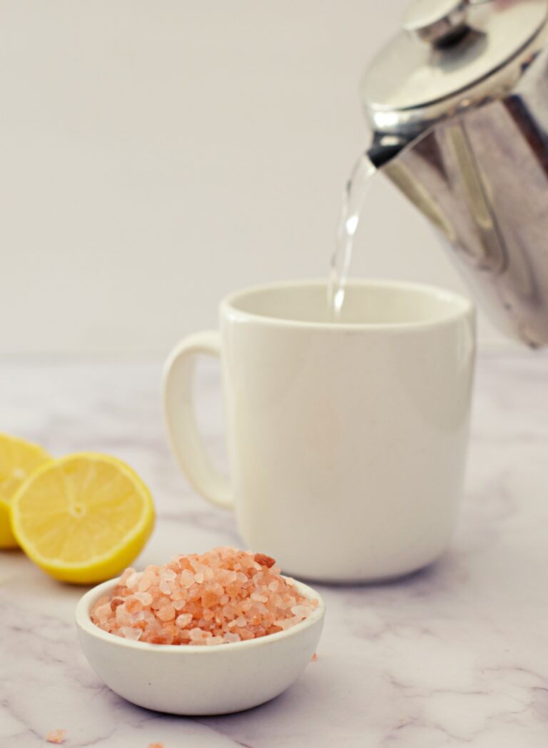 Salt Water Colon Cleanse | salt water detox | elkeliving.com