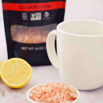 Salt Water Colon Cleanse | salt water detox | elkeliving.com